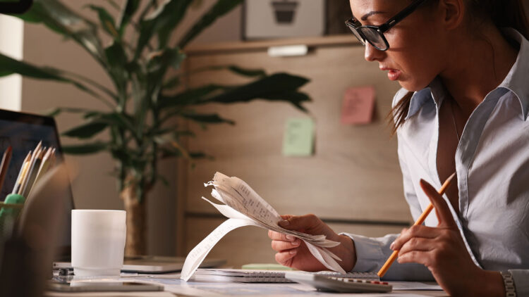 Cómo llevar el control de la caja chica de tu empresa